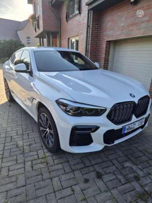 White BMW X6 2022 in Kaunas, with an engine capacity of 0.00 L and mileage of 126 thousand km for 51000 €, photo  on AUTOMOTO.COM.LV