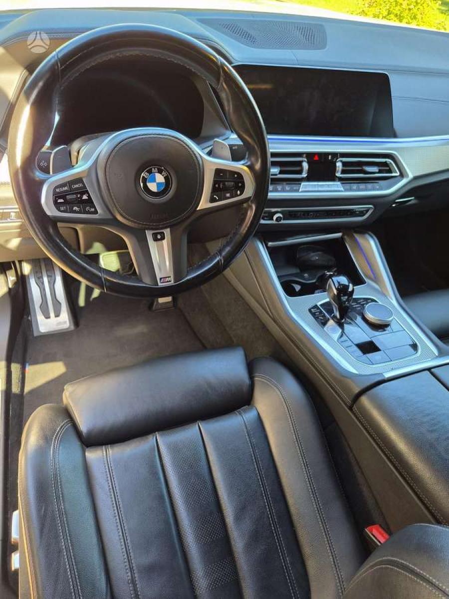 White BMW X6 2022 in Kaunas, with an engine capacity of 0.00 L and mileage of 126 thousand km for 51000 €, photo 4 on AUTOMOTO.COM.LV