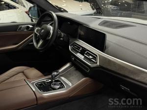 Balts BMW X6 2023 Rīga, ar dzinēja tilpumu 3.00 L un nobraukumu 52 tūkst. km par 69990 €, foto 13 vietnē AUTOMOTO.COM.LV