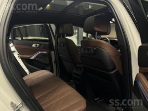 Balts BMW X6 2023 Rīga, ar dzinēja tilpumu 3.00 L un nobraukumu 52 tūkst. km par 69990 €, foto 30 vietnē AUTOMOTO.COM.LV
