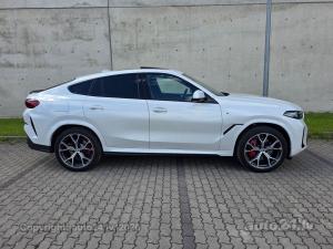 White BMW X6 2023 in Viljandi, with an engine capacity of 3.00 L and mileage of 33 thousand km for 69999 €, photo 10 on AUTOMOTO.COM.LV