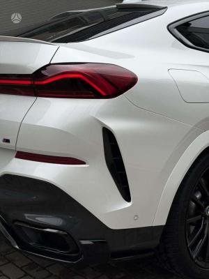 Balts BMW X6 2023 Viļņa, ar dzinēja tilpumu 2.99 L un nobraukumu 65 tūkst. km par 64222 €, foto 10 vietnē AUTOMOTO.COM.LV