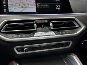 Balts BMW X6 2023 Viļņa, ar dzinēja tilpumu 2.99 L un nobraukumu 65 tūkst. km par 64222 €, foto 29 vietnē AUTOMOTO.COM.LV