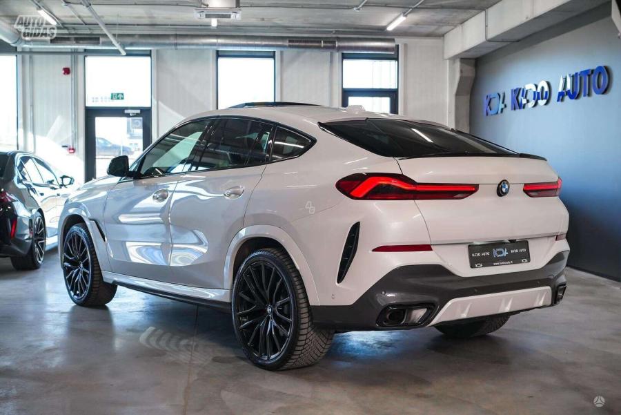 White BMW X6 2025 in Marijampole, with an engine capacity of 3.00 L and mileage of 20 thousand km for 82450 €, photo 11 on AUTOMOTO.COM.LV