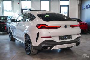 White BMW X6 2025 in Marijampole, with an engine capacity of 3.00 L and mileage of 20 thousand km for 82450 €, photo 12 on AUTOMOTO.COM.LV