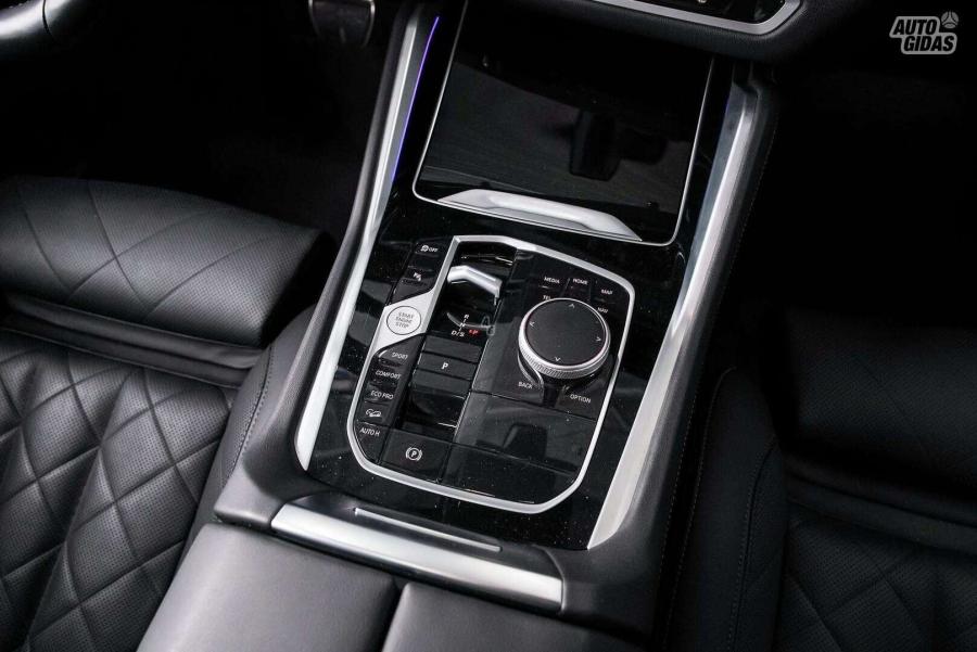 White BMW X6 2025 in Marijampole, with an engine capacity of 3.00 L and mileage of 20 thousand km for 82450 €, photo 22 on AUTOMOTO.COM.LV