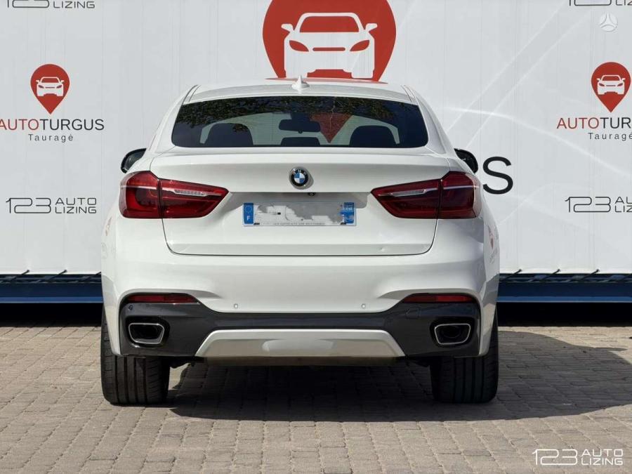 Balts BMW X6 2015 Tauragė, ar dzinēja tilpumu 3.00 L un nobraukumu 221 tūkst. km par 19900 €, foto 10 vietnē AUTOMOTO.COM.LV