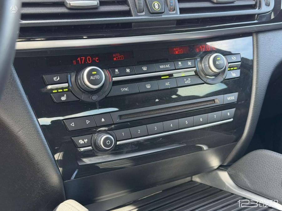 Balts BMW X6 2015 Tauragė, ar dzinēja tilpumu 3.00 L un nobraukumu 221 tūkst. km par 19900 €, foto 30 vietnē AUTOMOTO.COM.LV