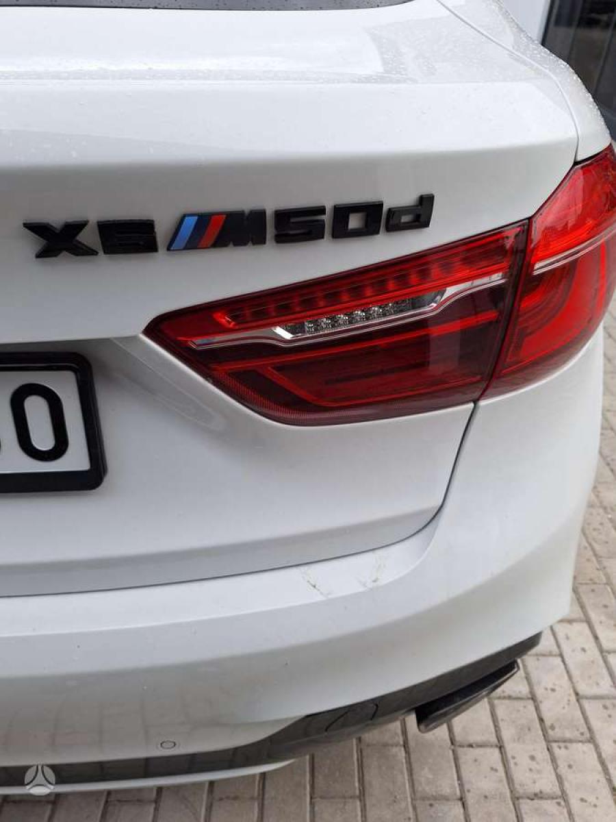 Balts BMW X6 2015 Joniškis, ar dzinēja tilpumu 3.00 L un nobraukumu 254 tūkst. km par 17995 €, foto 5 vietnē AUTOMOTO.COM.LV