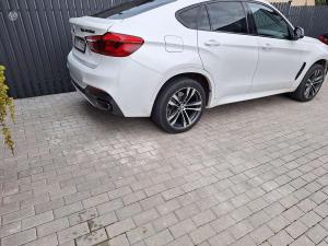 Balts BMW X6 2015 Joniškis, ar dzinēja tilpumu 3.00 L un nobraukumu 254 tūkst. km par 17995 €, foto 9 vietnē AUTOMOTO.COM.LV