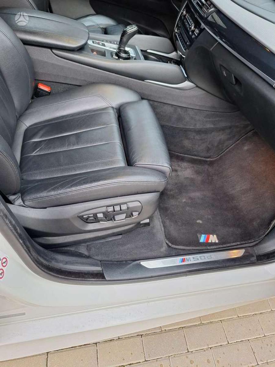 Balts BMW X6 2015 Joniškis, ar dzinēja tilpumu 3.00 L un nobraukumu 254 tūkst. km par 17995 €, foto 14 vietnē AUTOMOTO.COM.LV