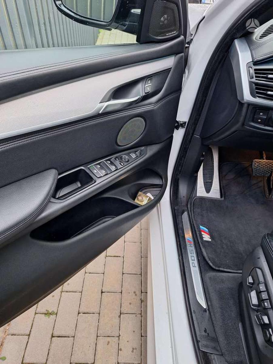 Balts BMW X6 2015 Joniškis, ar dzinēja tilpumu 3.00 L un nobraukumu 254 tūkst. km par 17995 €, foto 19 vietnē AUTOMOTO.COM.LV