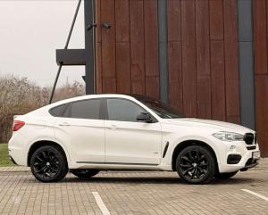 White BMW X6 2016 in Kaunas, with an engine capacity of 3.00 L and mileage of 153 thousand km for 24500 €, photo 7 on AUTOMOTO.COM.LV