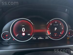 White BMW X6 2016 in Balvi, with an engine capacity of 3.00 L and mileage of 210 thousand km for 25900 €, photo 13 on AUTOMOTO.COM.LV