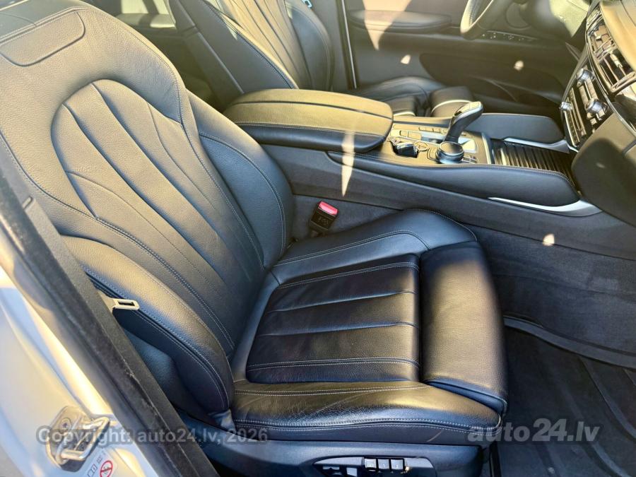 White BMW X6 2018 in Tallinn, with an engine capacity of 3.00 L and mileage of 120 thousand km for 32999 €, photo 14 on AUTOMOTO.COM.LV