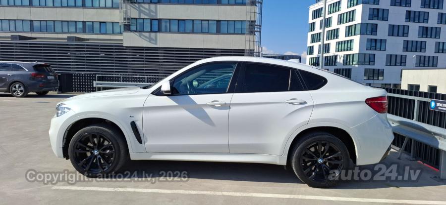 White BMW X6 2015 in Tallinn, with an engine capacity of 3.00 L and mileage of 102 thousand km for 27990 €, photo 4 on AUTOMOTO.COM.LV