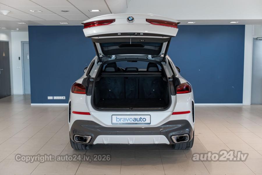 Balts BMW X6 2020 Tallina, ar dzinēja tilpumu 2.99 L un nobraukumu 144 tūkst. km par 54900 €, foto 18 vietnē AUTOMOTO.COM.LV