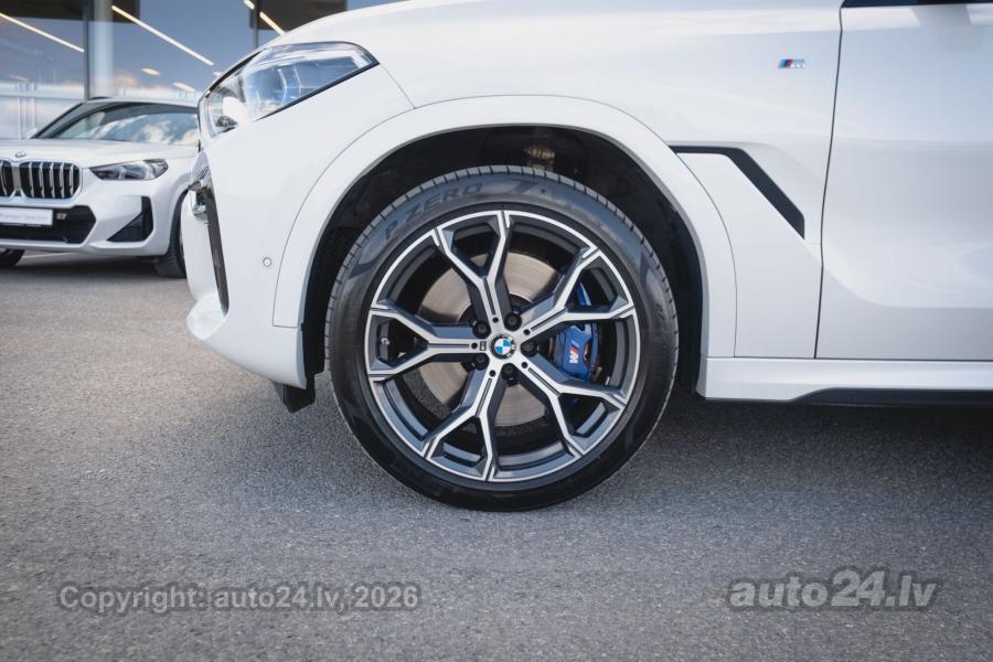 White BMW X6 2022 in Tartu, with an engine capacity of 3.00 L and mileage of 66 thousand km for 69900 €, photo 29 on AUTOMOTO.COM.LV
