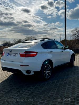 White BMW X6 2012 in Tallinn, with an engine capacity of 3.00 L and mileage of 305 thousand km for 11990 €, photo 3 on AUTOMOTO.COM.LV