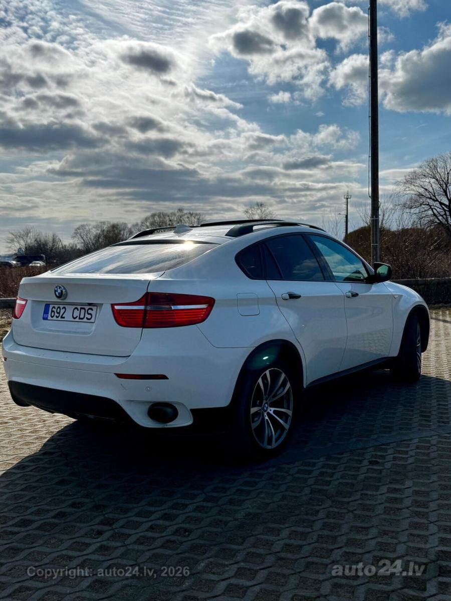 White BMW X6 2012 in Tallinn, with an engine capacity of 3.00 L and mileage of 305 thousand km for 11990 €, photo 3 on AUTOMOTO.COM.LV