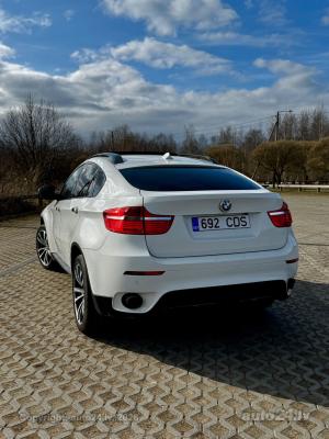 White BMW X6 2012 in Tallinn, with an engine capacity of 3.00 L and mileage of 305 thousand km for 11990 €, photo 4 on AUTOMOTO.COM.LV