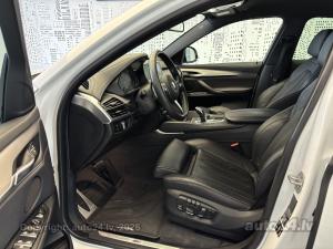 White BMW X6 2017 in Tallinn, with an engine capacity of 3.00 L and mileage of 132 thousand km for 32320 €, photo 15 on AUTOMOTO.COM.LV