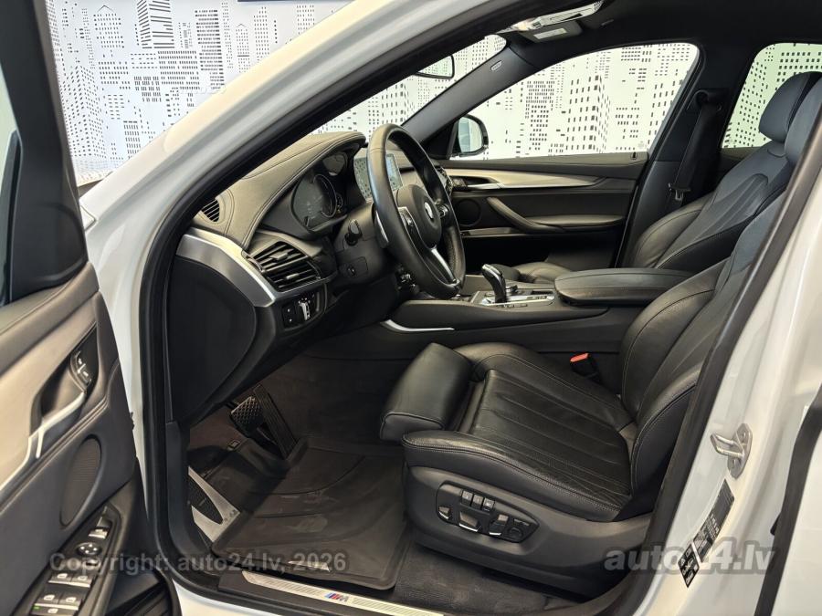 White BMW X6 2017 in Tallinn, with an engine capacity of 3.00 L and mileage of 132 thousand km for 32320 €, photo 15 on AUTOMOTO.COM.LV