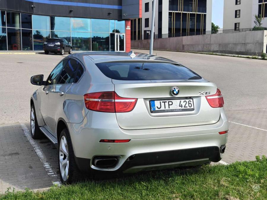 Dzeltens BMW X6 2008 Viļņa, ar dzinēja tilpumu 4.40 L un nobraukumu 198 tūkst. km par 9450 €, foto 4 vietnē AUTOMOTO.COM.LV