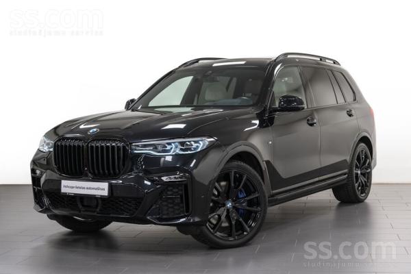 Black BMW X7 2019 in Riga, with an engine capacity of 3.00 L and mileage of 121 thousand km for 55900 €, photo 1 on AUTOMOTO.COM.LV