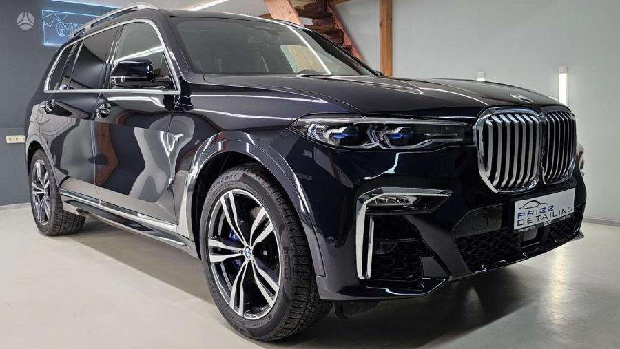 Melns BMW X7 2019 Tallina, ar dzinēja tilpumu 2.99 L un nobraukumu 65 tūkst. km par 72995 €, foto 3 vietnē AUTOMOTO.COM.LV