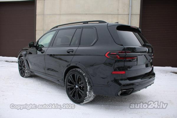 Melns BMW X7 2019 Tallina, ar dzinēja tilpumu 4.40 L un nobraukumu 140 tūkst. km par 55000 €, foto 6 vietnē AUTOMOTO.COM.LV