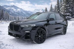Melns BMW X7 2019 Tallina, ar dzinēja tilpumu 4.40 L un nobraukumu 140 tūkst. km par 50000 €, foto  vietnē AUTOMOTO.COM.LV
