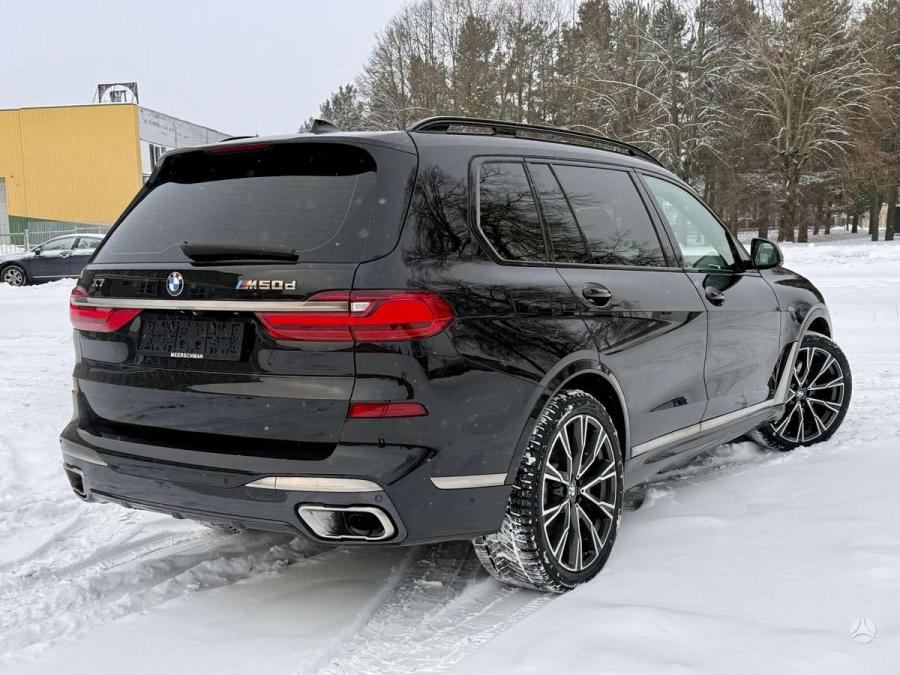Melns BMW X7 2019 Tauragė, ar dzinēja tilpumu 2.99 L un nobraukumu 180 tūkst. km par 44500 €, foto 4 vietnē AUTOMOTO.COM.LV