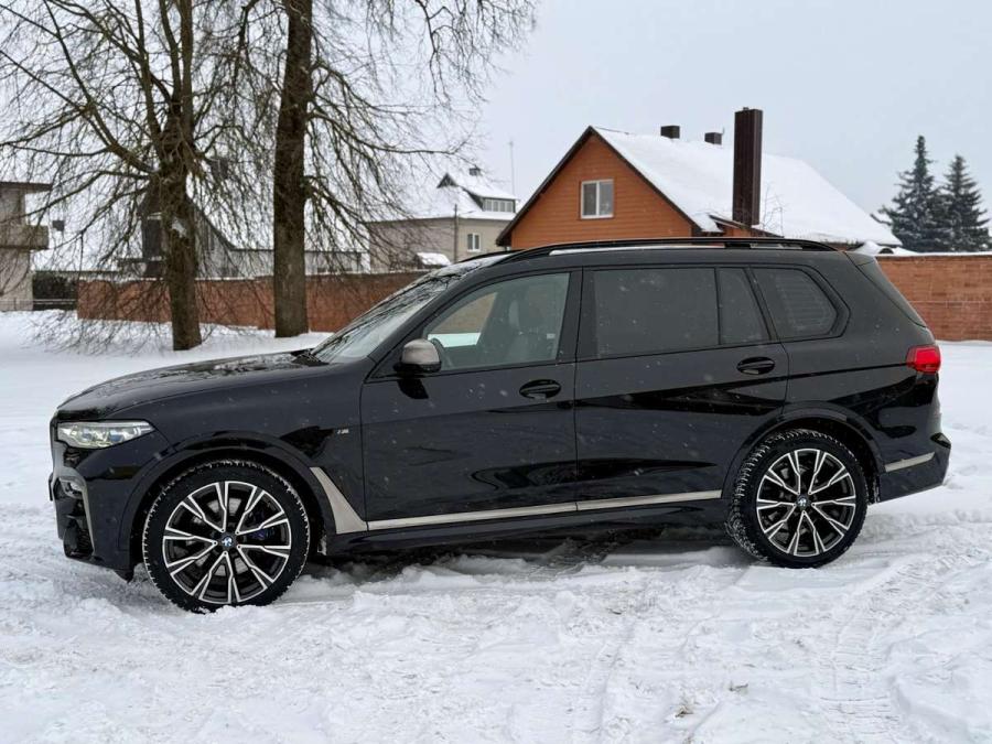 Melns BMW X7 2019 Tauragė, ar dzinēja tilpumu 2.99 L un nobraukumu 180 tūkst. km par 44500 €, foto 6 vietnē AUTOMOTO.COM.LV