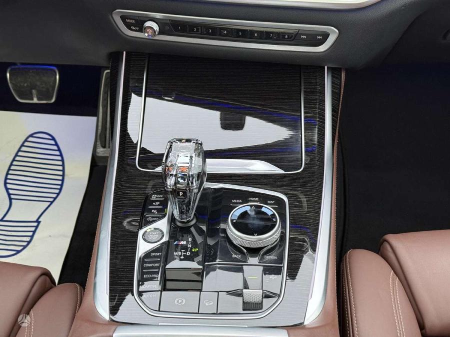 Melns BMW X7 2019 Tauragė, ar dzinēja tilpumu 2.99 L un nobraukumu 180 tūkst. km par 44500 €, foto 17 vietnē AUTOMOTO.COM.LV