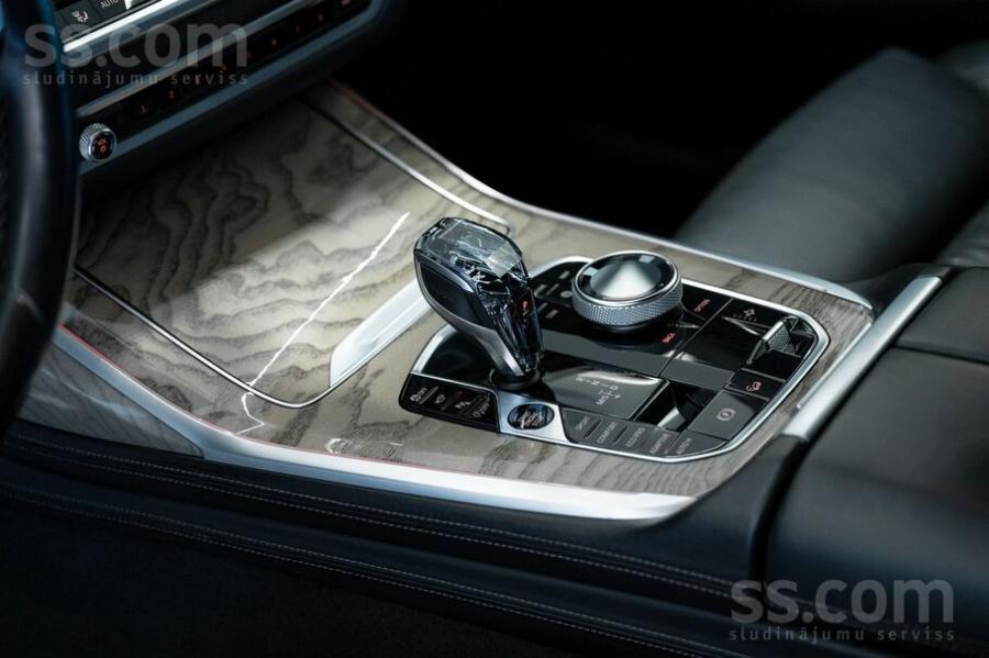 Melns BMW X7 2019 Rīga, ar dzinēja tilpumu 3.00 L un nobraukumu 271 tūkst. km par 43990 €, foto 14 vietnē AUTOMOTO.COM.LV