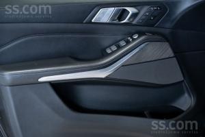 Melns BMW X7 2019 Rīga, ar dzinēja tilpumu 3.00 L un nobraukumu 271 tūkst. km par 43990 €, foto 24 vietnē AUTOMOTO.COM.LV
