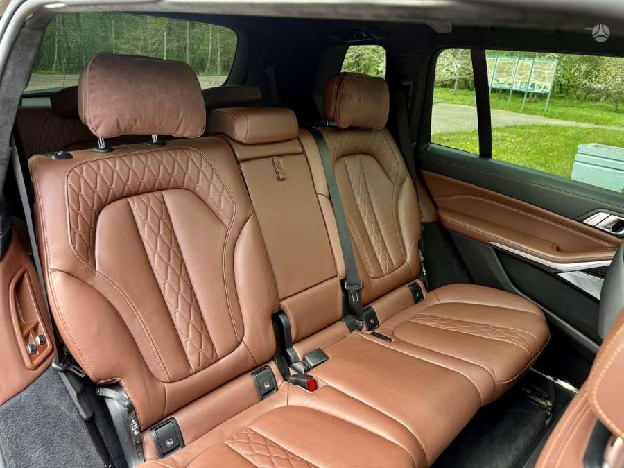 Черный БМВ X7 2019 в Таураге, объемом двигателя 2.99 л и пробегом 190 тыс. км за 41999 €, фото 17 на AUTOMOTO.COM.LV