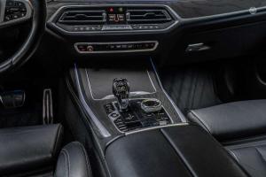 Черный БМВ X7 2019 в Вильнюс, объемом двигателя 3.00 л и пробегом 151 тыс. км за 49000 €, фото 13 на AUTOMOTO.COM.LV