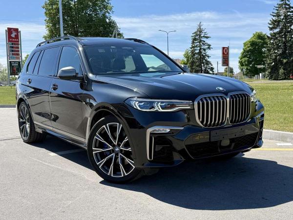 Black BMW X7 2019 in Taurage, with an engine capacity of 2.99 L and mileage of 190 thousand km for 42900 €, photo 5 on AUTOMOTO.COM.LV