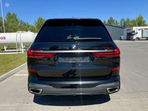 Melns BMW X7 2019 Tauragė, ar dzinēja tilpumu 2.99 L un nobraukumu 190 tūkst. km par 42900 €, foto 9 vietnē AUTOMOTO.COM.LV