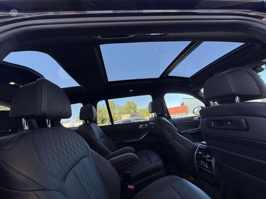 Melns BMW X7 2019 Tauragė, ar dzinēja tilpumu 2.99 L un nobraukumu 190 tūkst. km par 42900 €, foto 13 vietnē AUTOMOTO.COM.LV