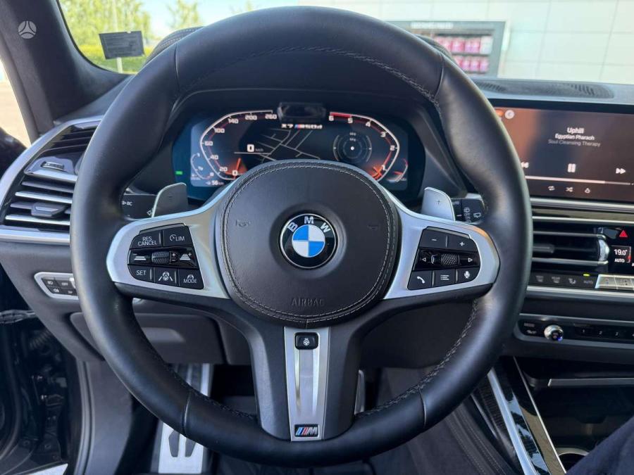 Melns BMW X7 2019 Tauragė, ar dzinēja tilpumu 2.99 L un nobraukumu 190 tūkst. km par 42900 €, foto 22 vietnē AUTOMOTO.COM.LV