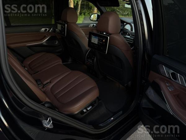 BMW X7 2019 RÄ«ga vietnÄ Melns BMW X7 2019 RÄ«ga, ar dzinÄja tilpumu 3.00 L un nobraukumu 183 tÅ«kst. km par 49900 ā¬, foto 8 vietnÄ AUTOMOTO.COM.LV