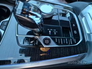 Black BMW X7 2019 in Tallinn, with an engine capacity of 3.00 L and mileage of 197 thousand km for 52000 €, photo 16 on AUTOMOTO.COM.LV