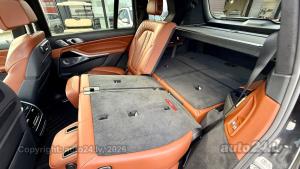 Black BMW X7 2019 in Tallinn, with an engine capacity of 3.00 L and mileage of 89 thousand km for 49900 €, photo 25 on AUTOMOTO.COM.LV