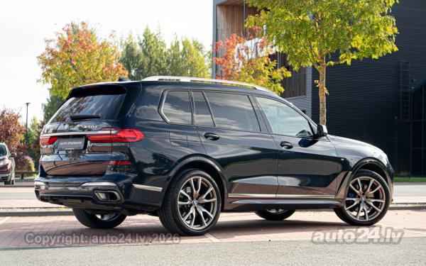 БМВ X7 2019 в Тарту на AUTOMOTO.COM.LV Черный БМВ X7 2019 в Тарту, объемом двигателя 3.00 л и пробегом 171 тыс. км за 45900 €, фото 11 на AUTOMOTO.COM.LV