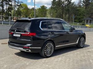Black BMW X7 2019 in Vilnius, with an engine capacity of 3.00 L and mileage of 178 thousand km for 45990 €, photo 9 on AUTOMOTO.COM.LV