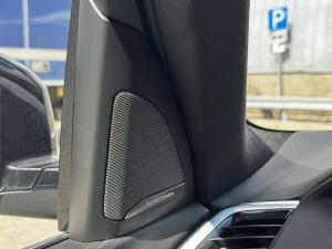 Black BMW X7 2019 in Vilnius, with an engine capacity of 3.00 L and mileage of 178 thousand km for 45990 €, photo 14 on AUTOMOTO.COM.LV