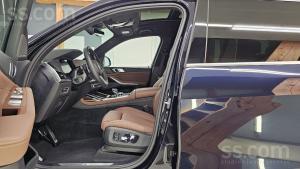 Black BMW X7 2019 in Tallinn, with an engine capacity of 3.00 L and mileage of 67 thousand km for 69995 €, photo 8 on AUTOMOTO.COM.LV